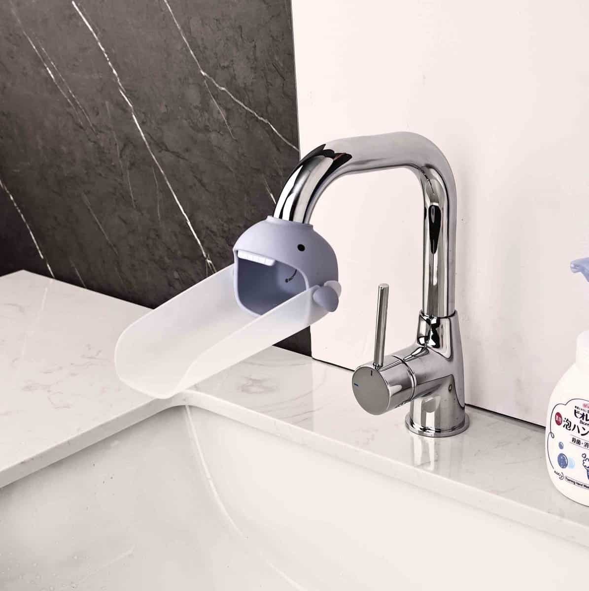 How does a faucet extender for babies work | 2023